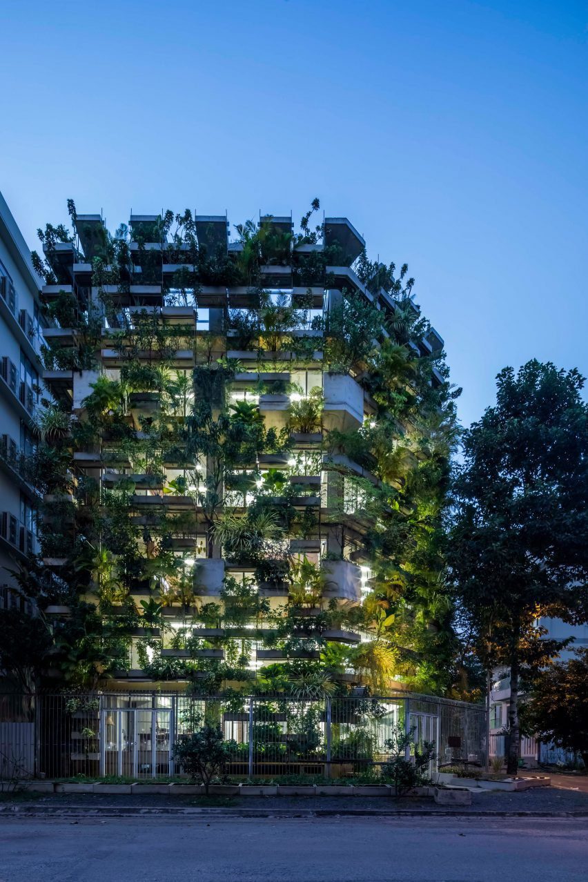 Vo Trong Nghia Architects designs Urban Farming Office for own studio ...